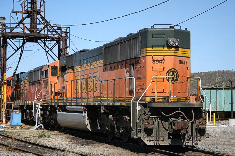 BNSF 8947